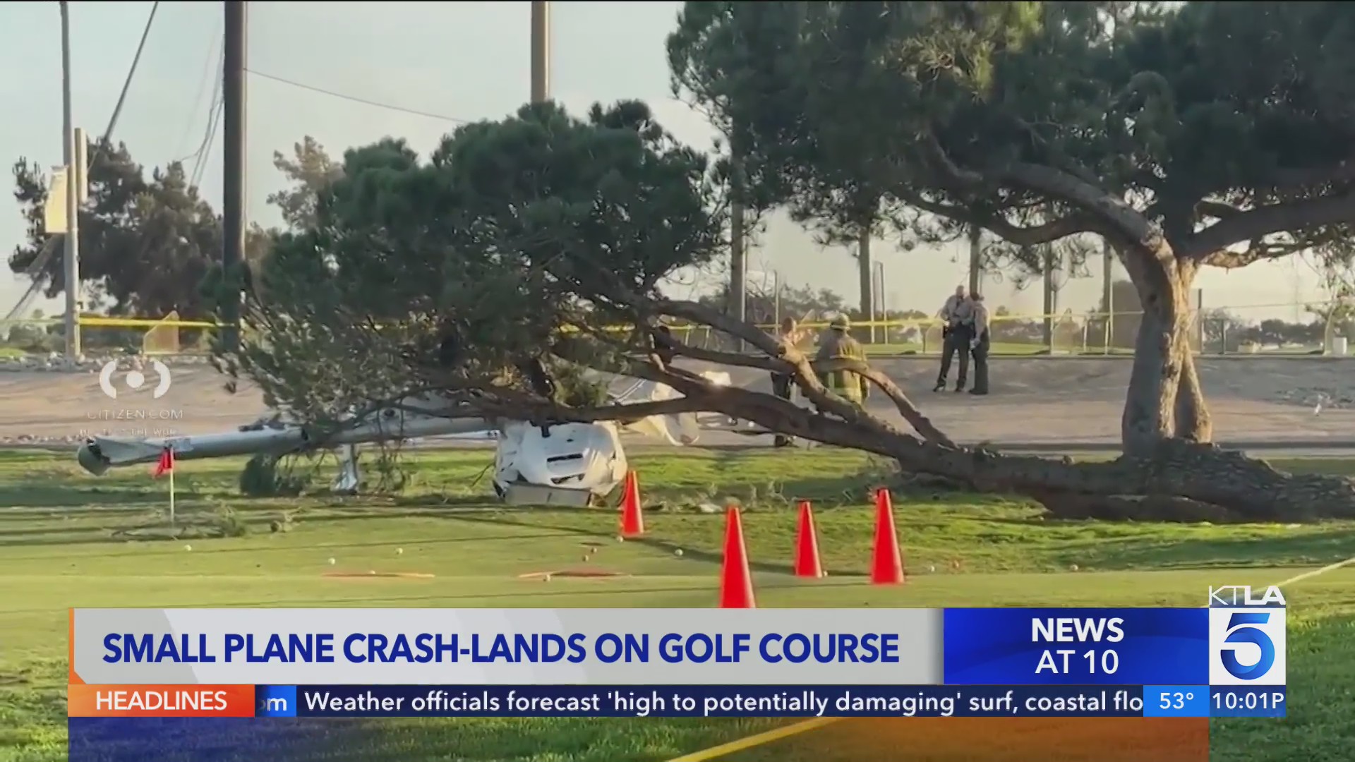Small plane makes crash landing on Carson golf course – KTLA