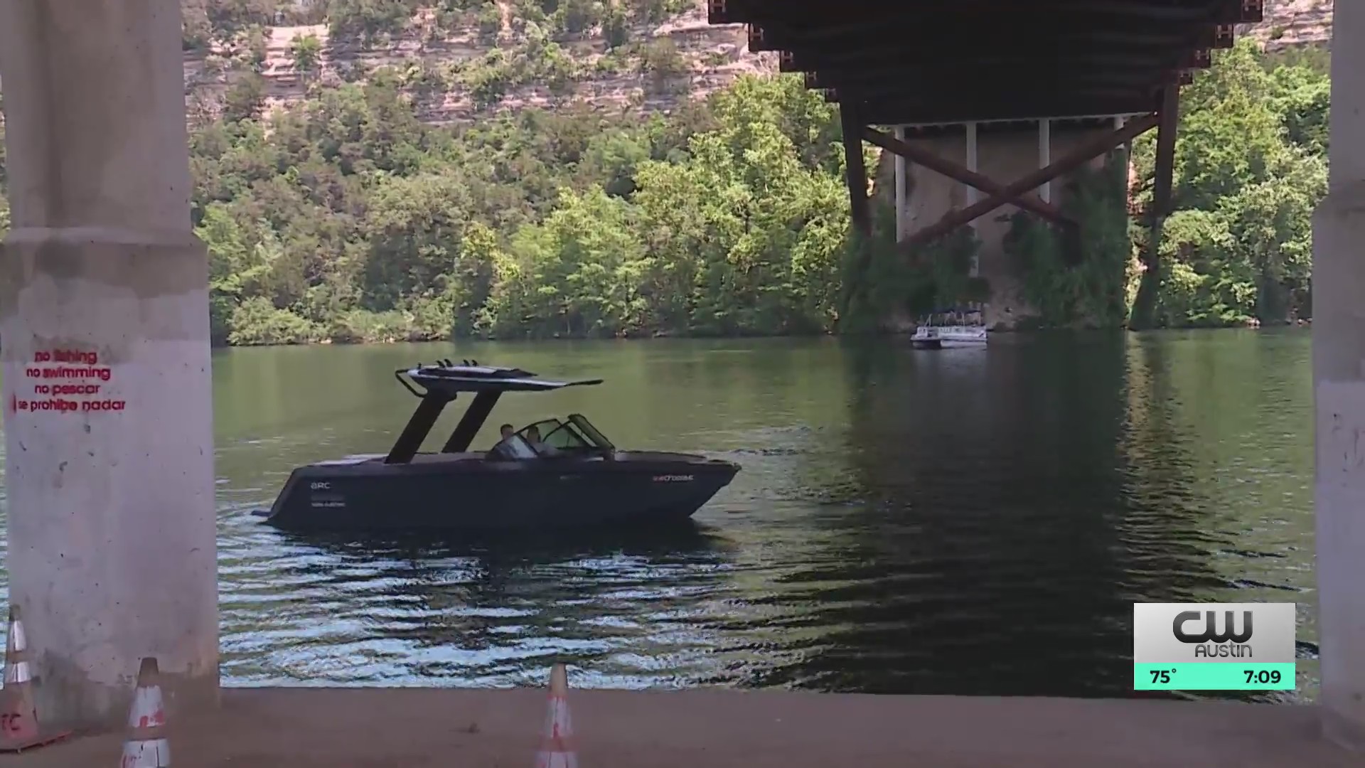 Electric boat shows what it is capable of on Central Texas lakes – KXAN ...