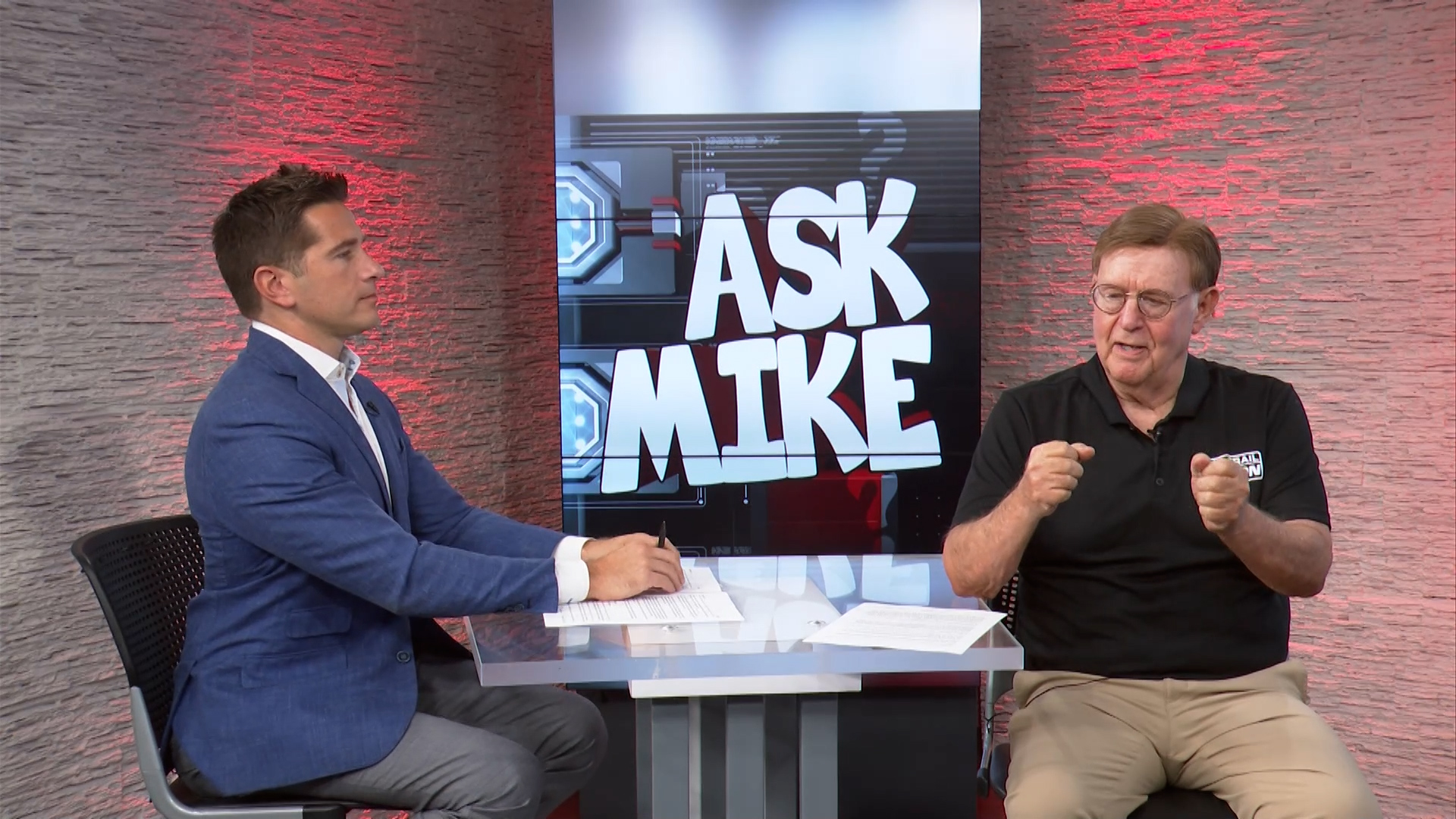 Ask Mike: Razorbacks Little Rock Farewell, Governor steps in, and ...
