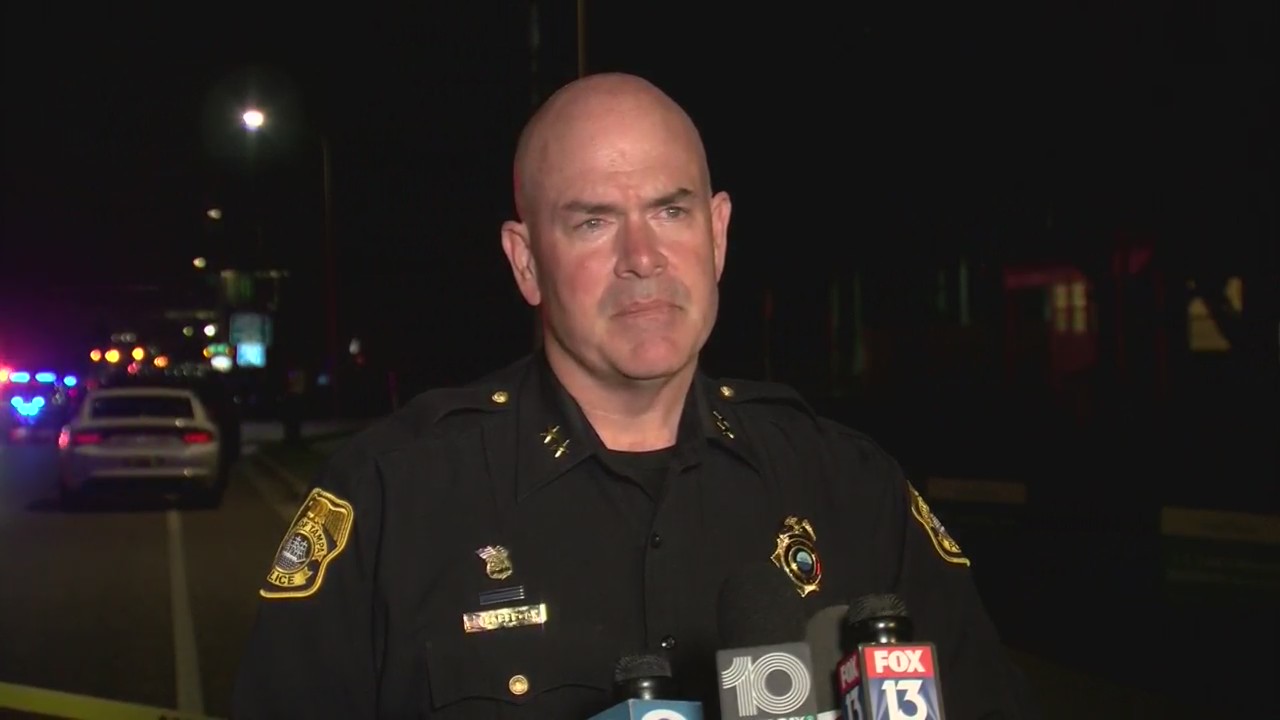 Chief Lee Bercaw gives update on incident at FDOT office – WFLA