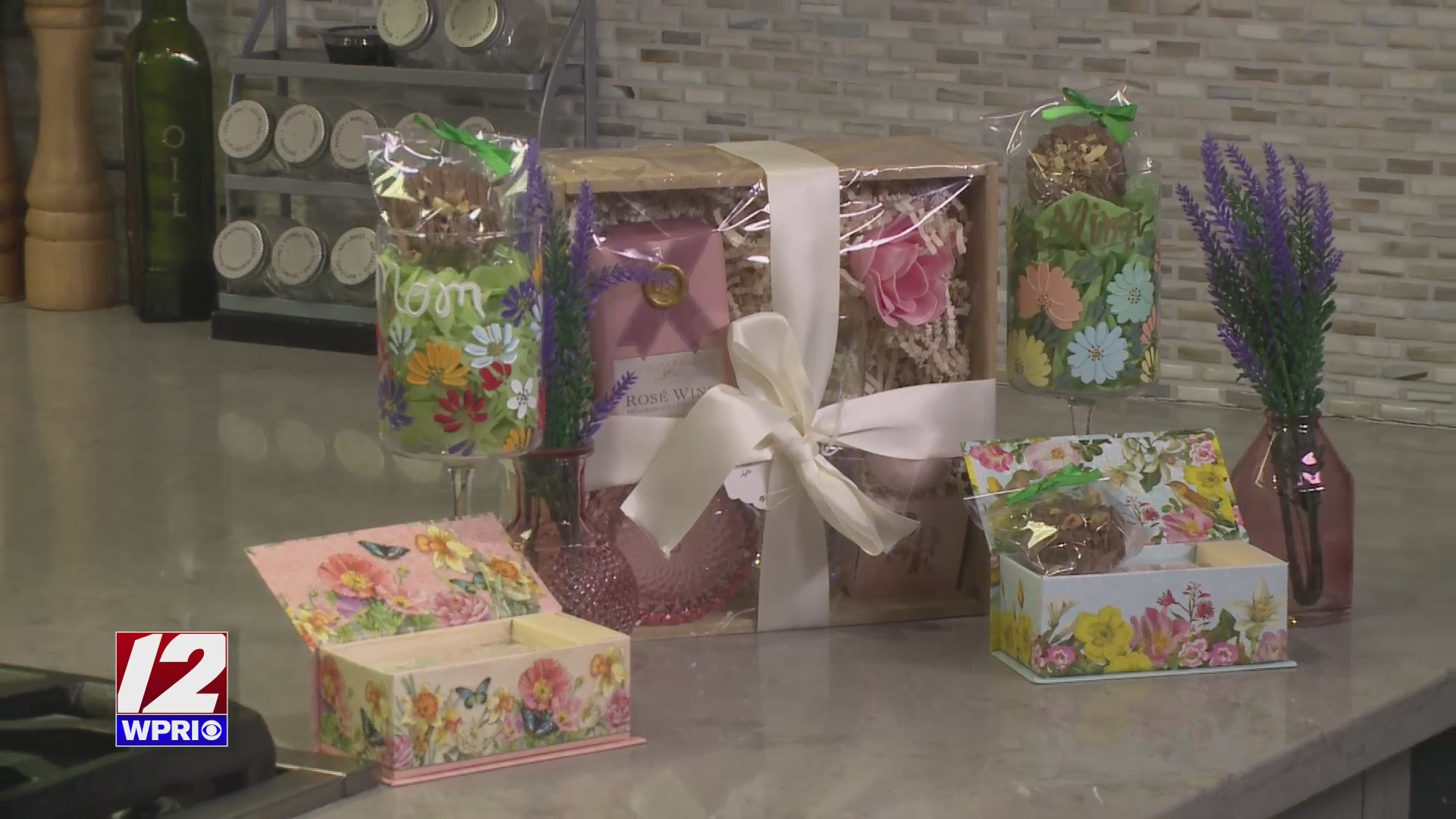 In the Kitchen: Dubai Chocolate Pucks – WPRI.com