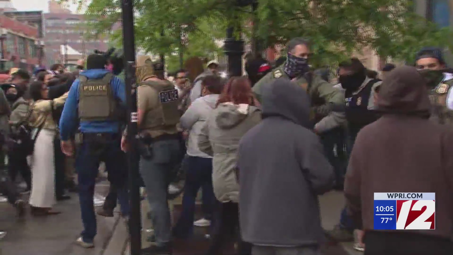 Newly filed bill aims to ban ICE agents from covering their faces in ...