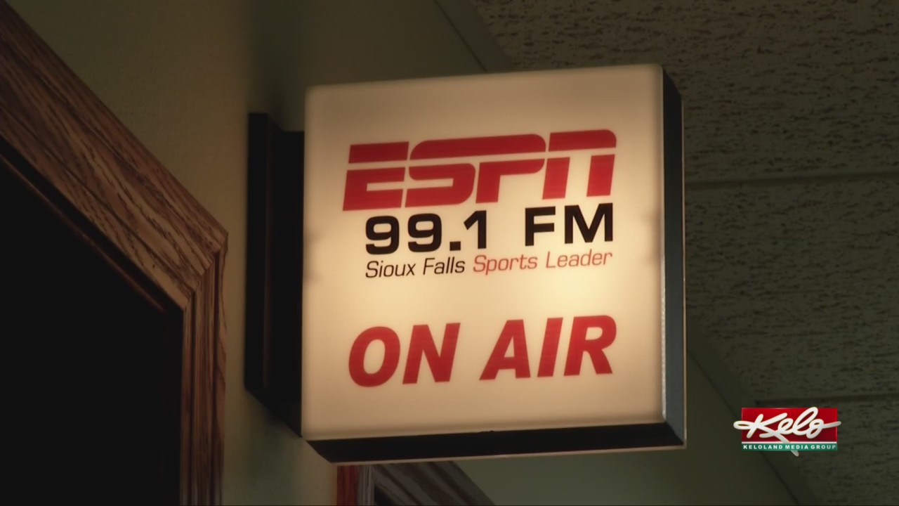 Former radio sportscaster Jeff Thurn pleads guilty to 1 count of wire ...