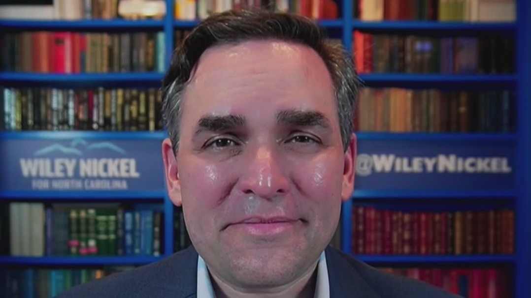 Democrats need to stand up to president ‘shredding’ Constitution ...