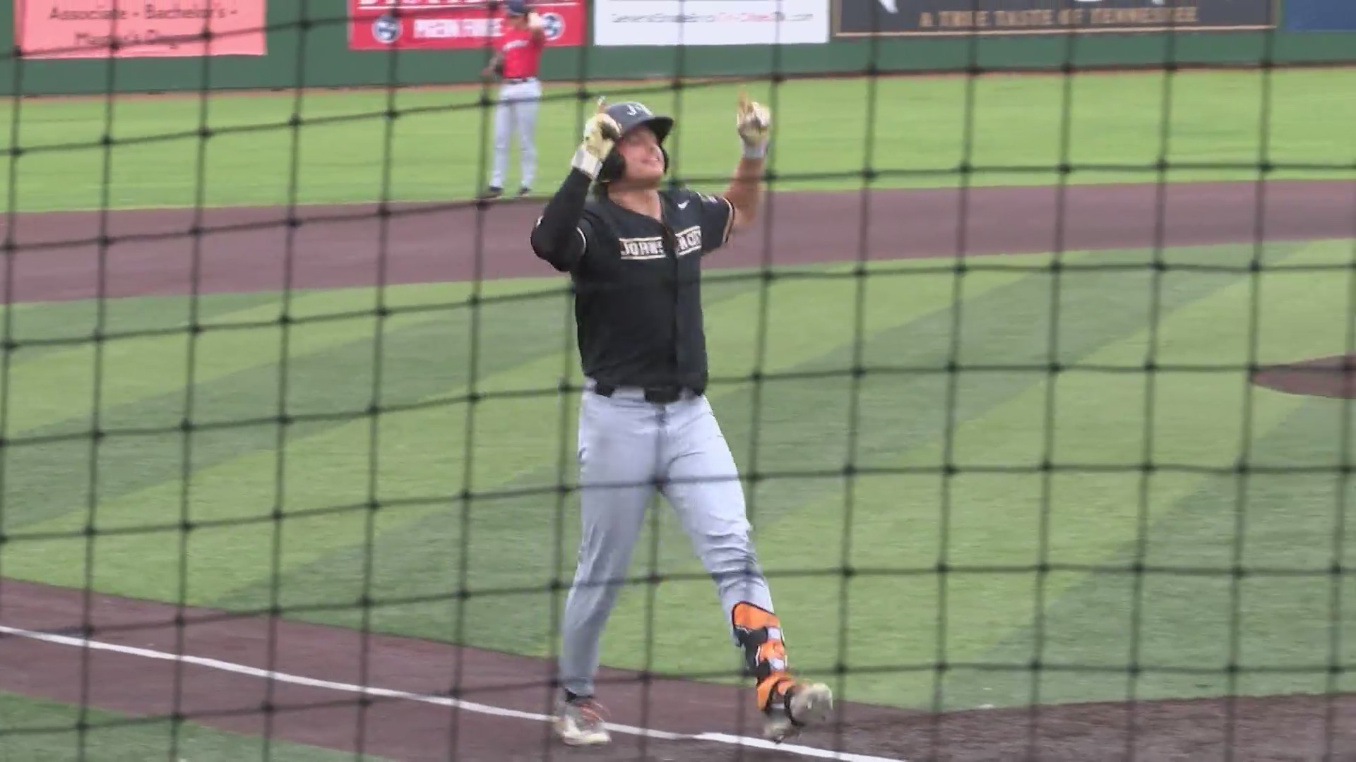 Axmen secure final West Division playoff spot despite Doughboys win ...