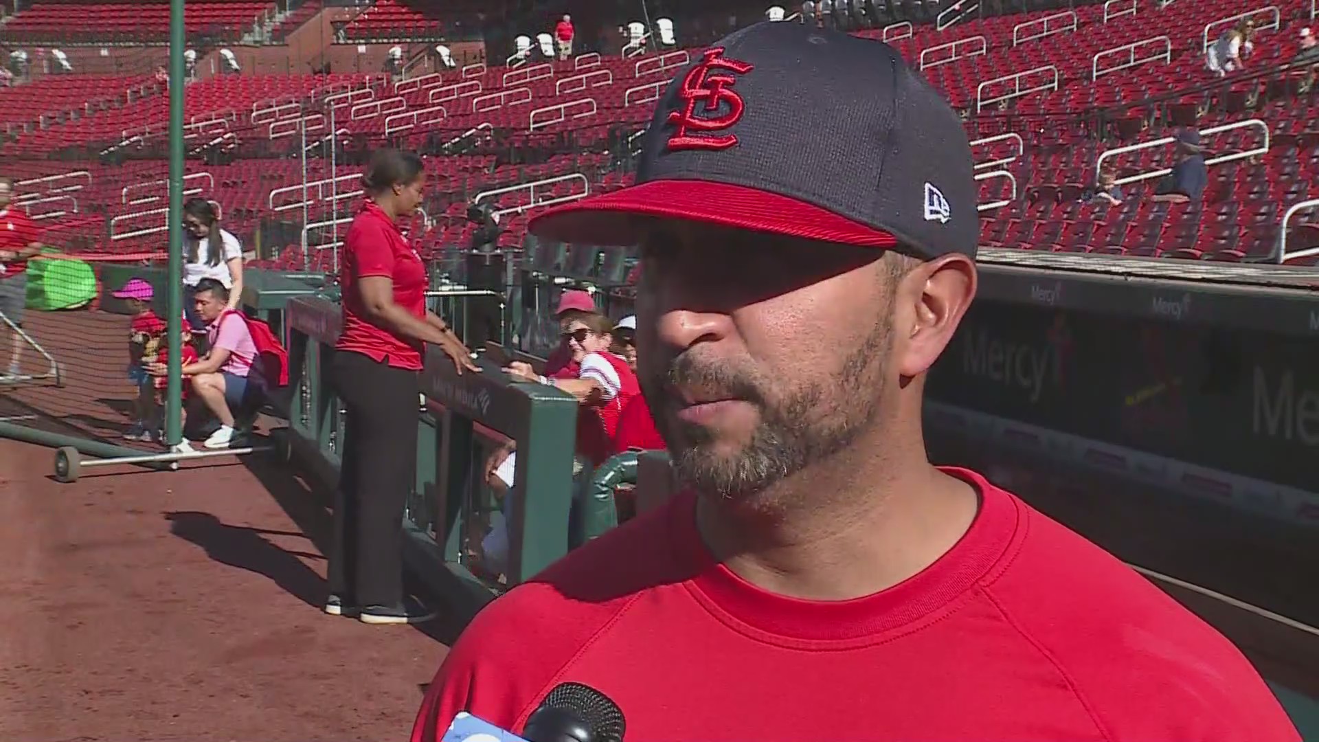 Catching up with Cardinals manager Oli Marmol – FOX 2