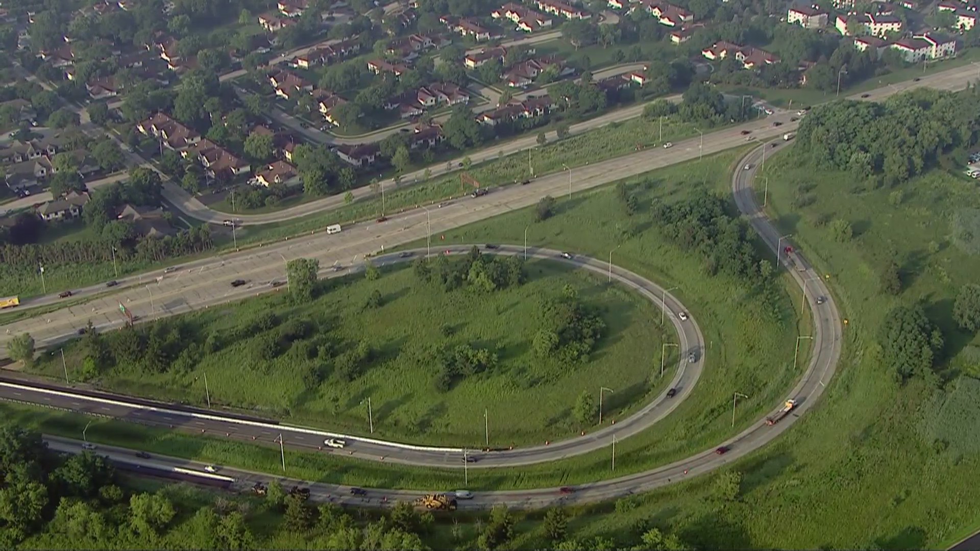 Illinois Route 53 reopen after fatal crash overnight in northwest ...