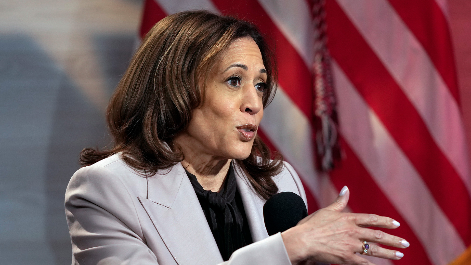 Harris calls ‘hateful rhetoric’ surrounding Springfield ‘a crying shame ...
