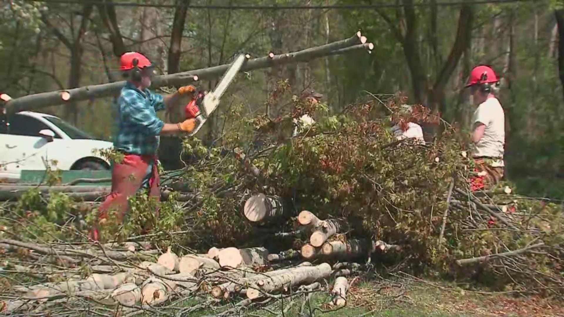 Chicago River Cleanup attracts record-breaking number of volunteers ...