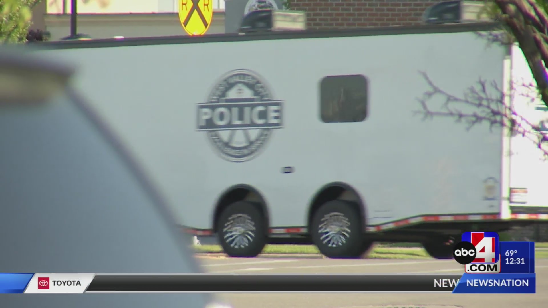 Suspect in overnight armed robbery shot, killed by Unified Police ...