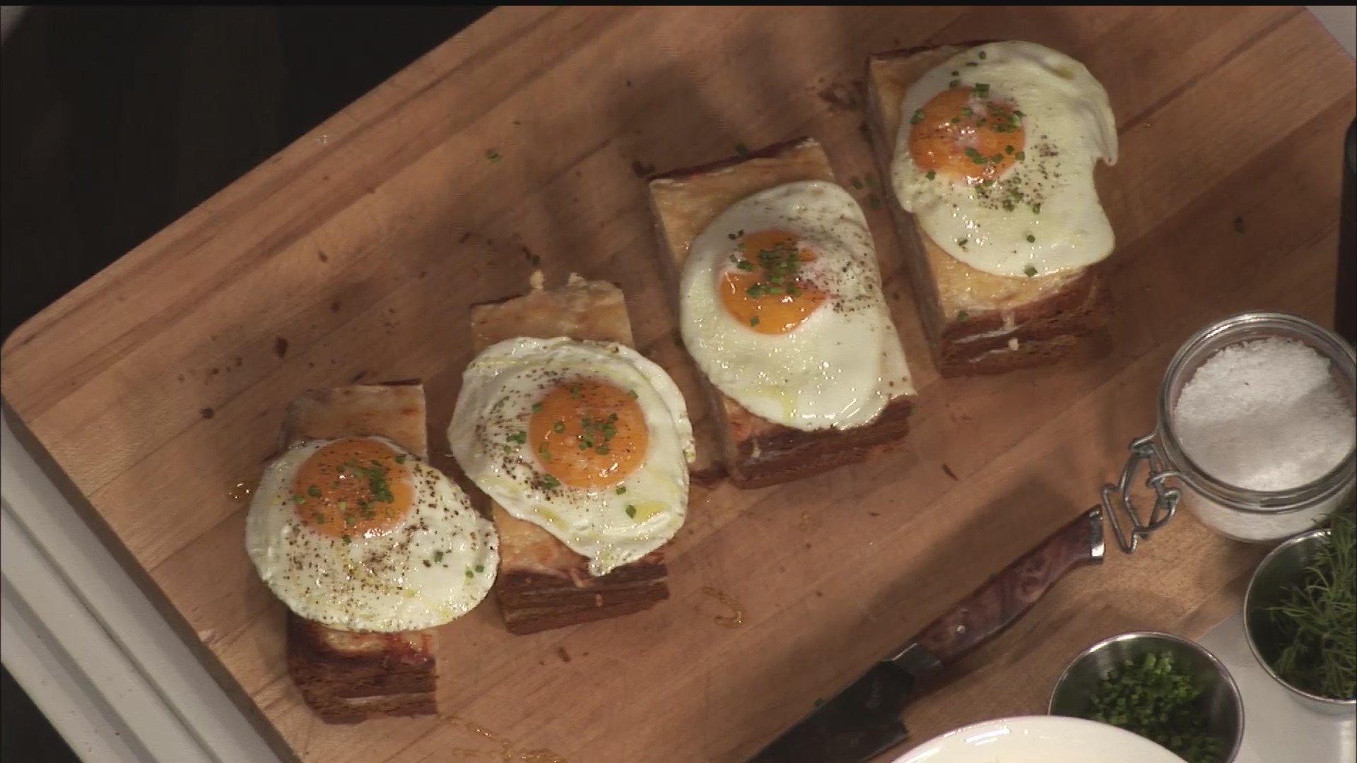 Sunday Brunch: Chef Jaysen Euler of Pomeroy cooks up a French-style ham-and-cheese – WGN-TV
