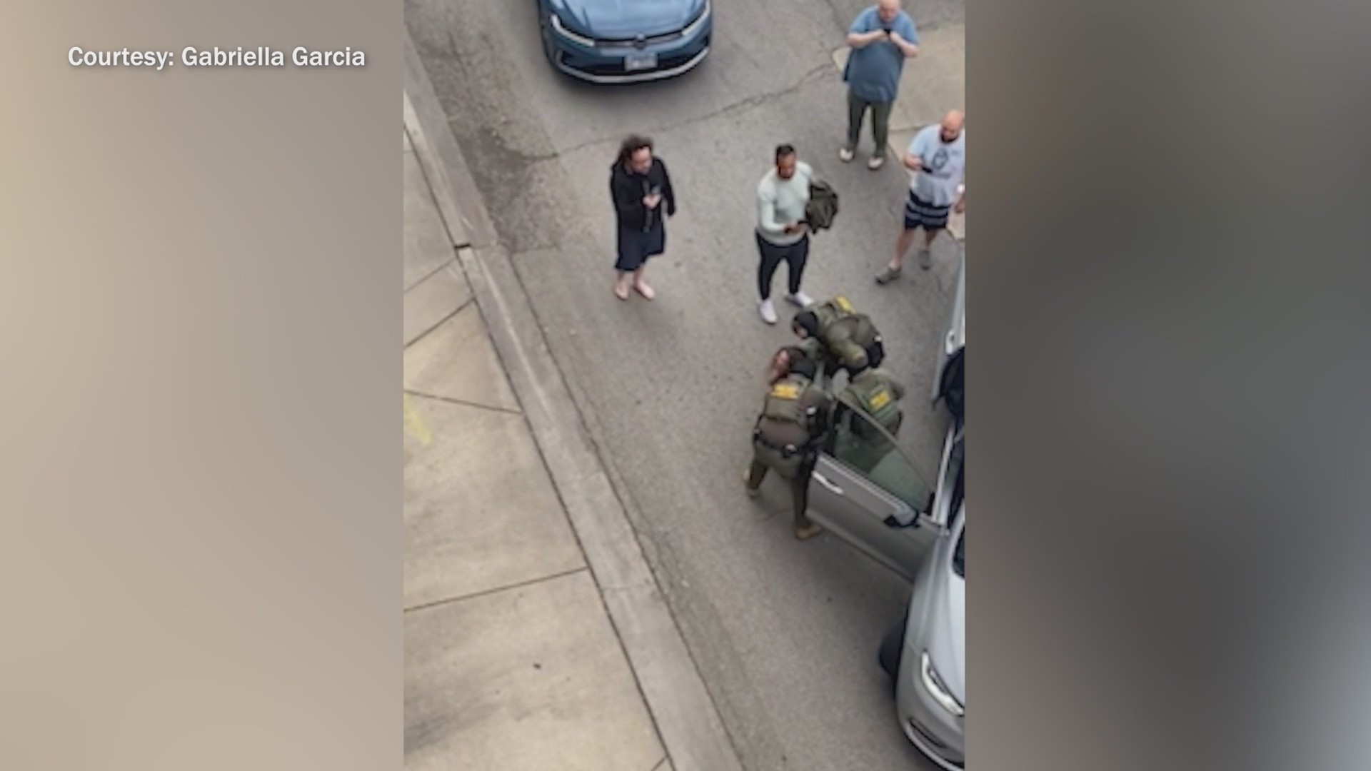 WGN employee Debbie Brockman detained by Border Patrol agents issues statement – FOX 2