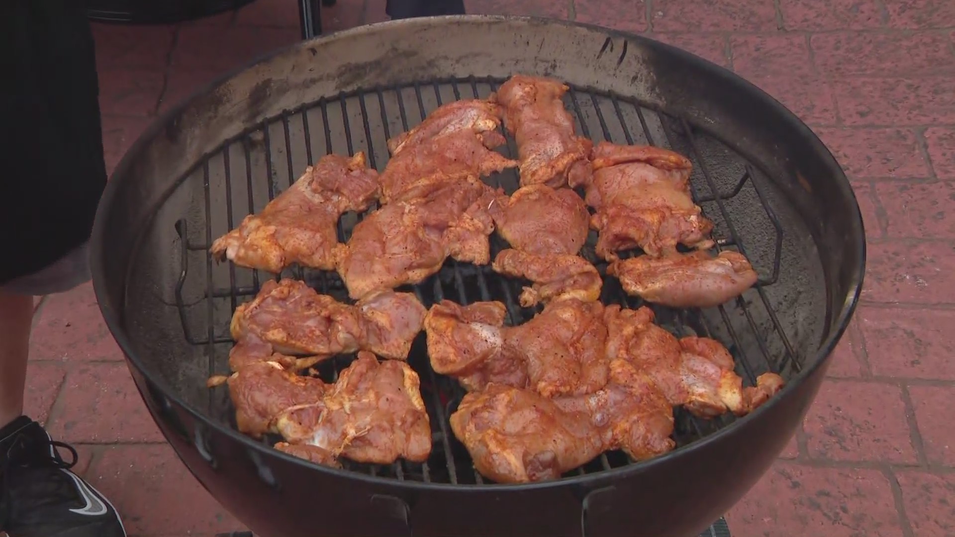 Around Town – First Responder BBQ Cook-Off – WGN-TV