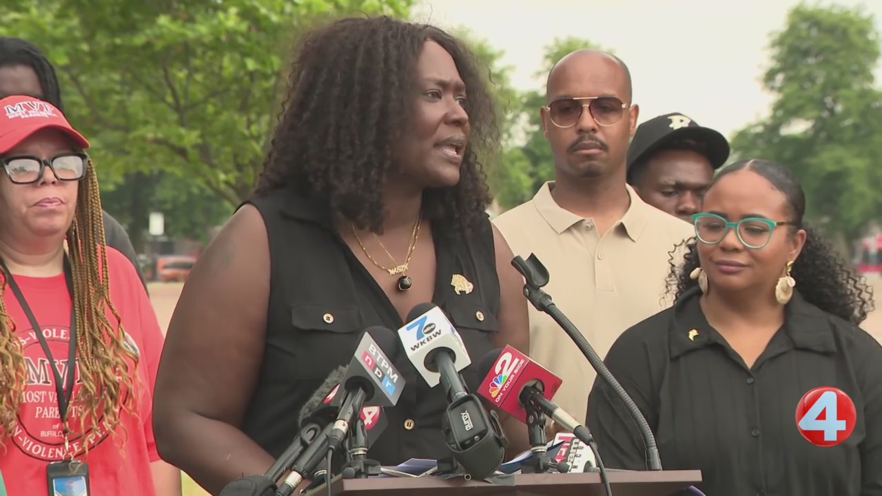 Zeneta Everhart announces proposal to improve safety at city festivals ...