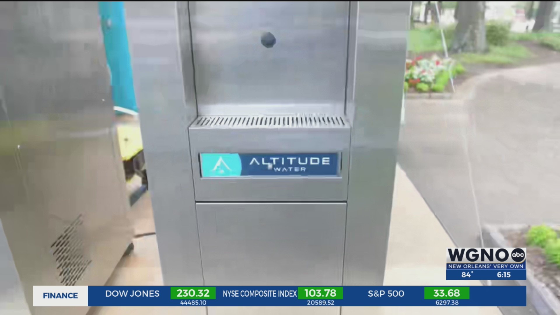 ‘Altitude Water’ machine makes up to 15 gallons of water a day using ...