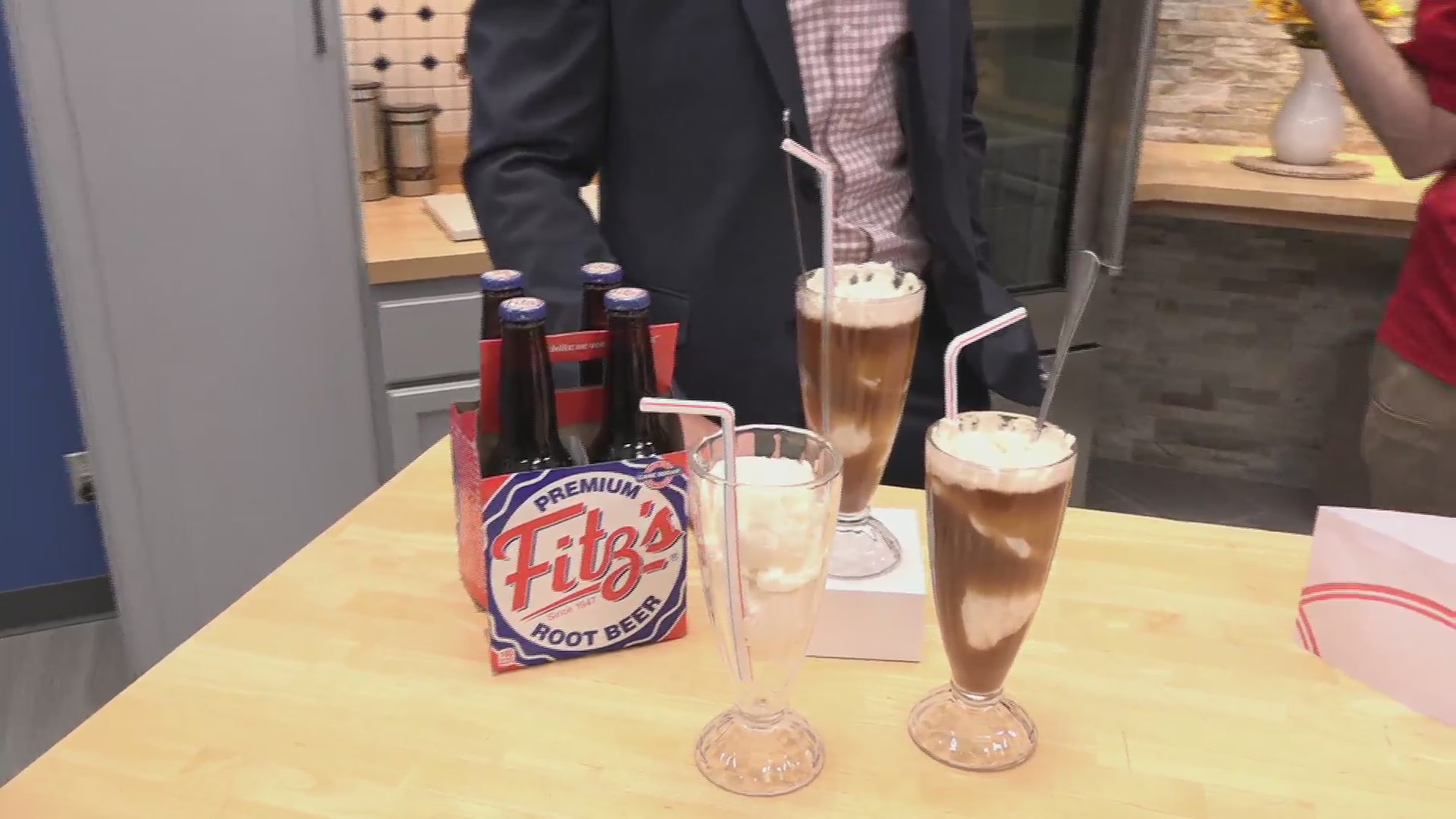 National Root Beer Float Day – FOX 2