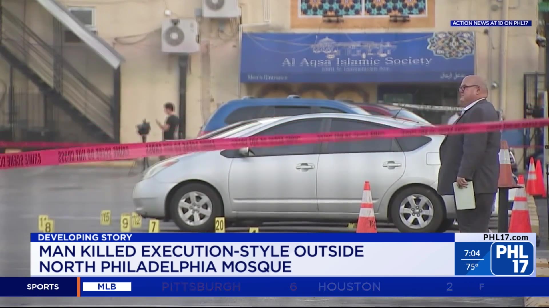 Man killed execution-style outside North Philadelphia Mosque – PHL17.com