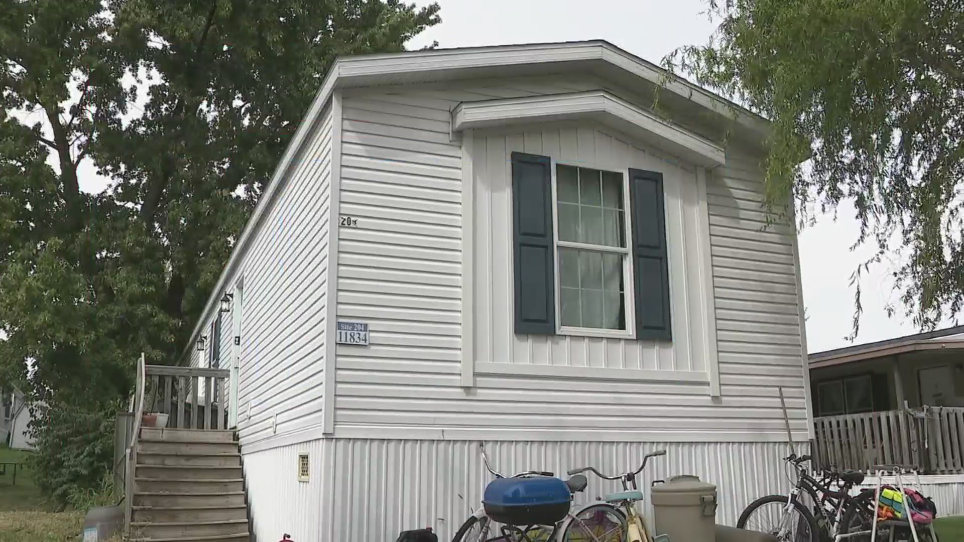 Homeowner calls FOX4 Problem Solvers after waiting a year for company ...