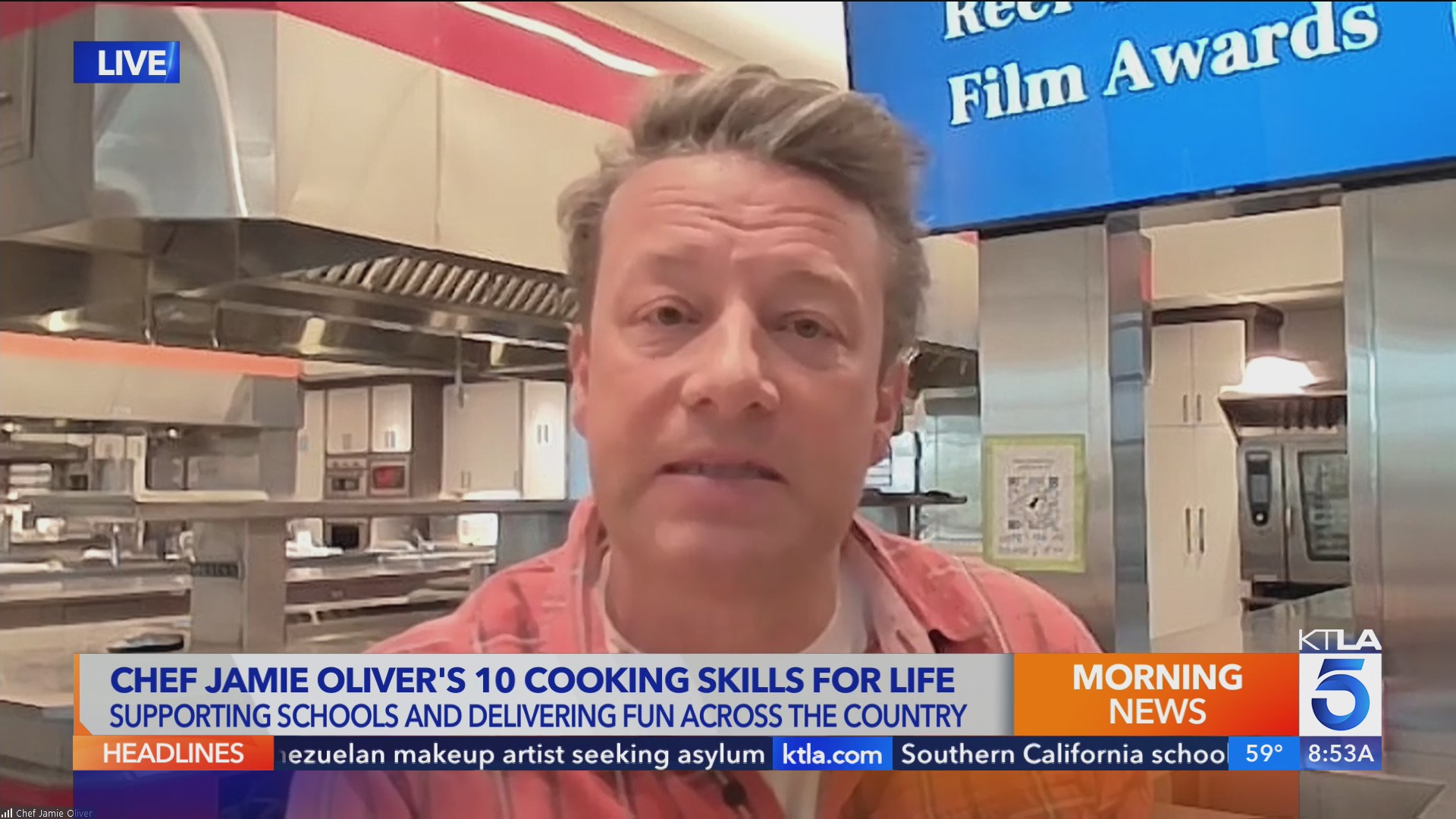 Chef Jamie Oliver’s talks 10 Cooking Skills for Life program – KTLA