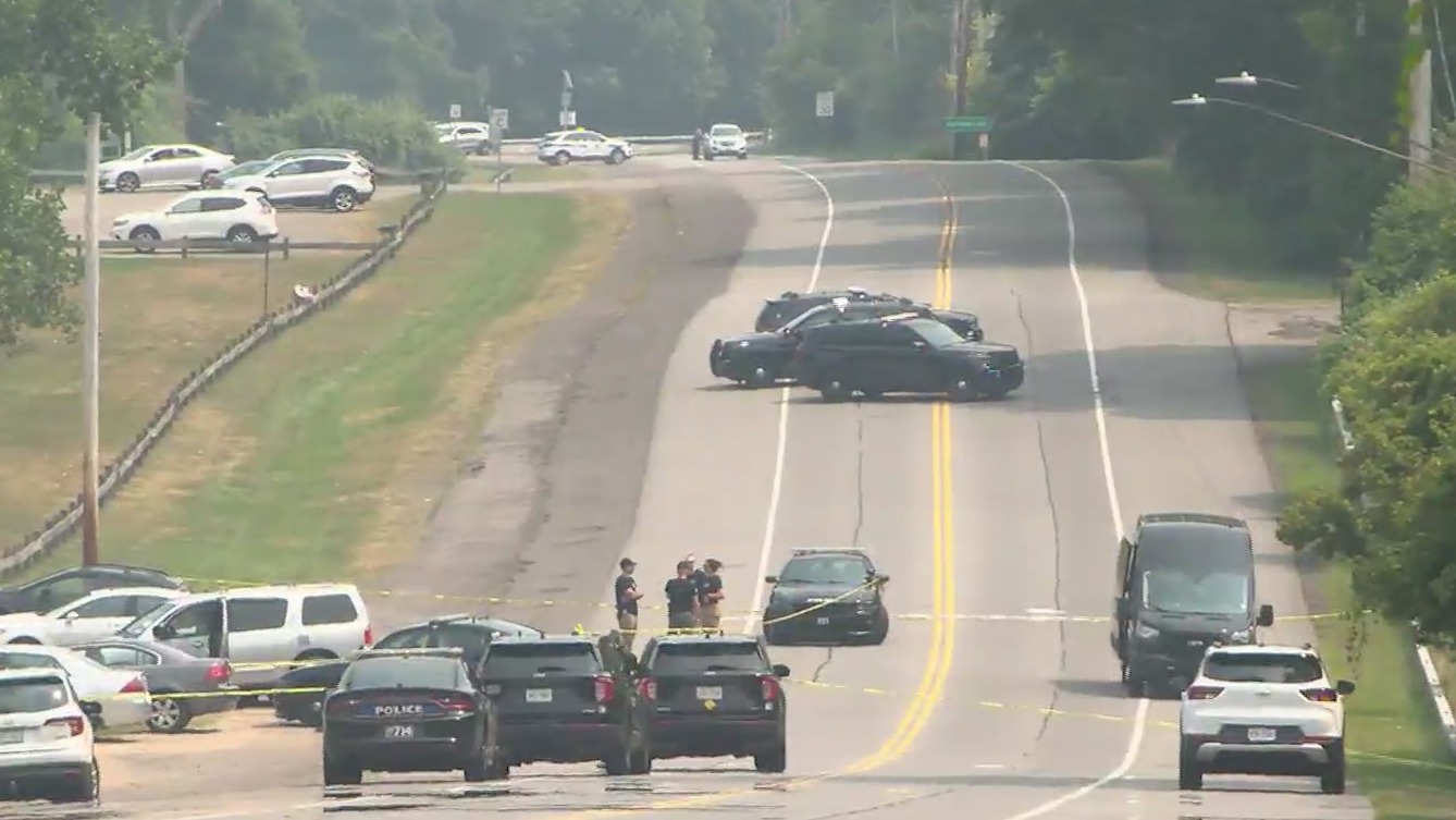 Heavy police presence on Lakeshore Boulevard in Irondequoit ...