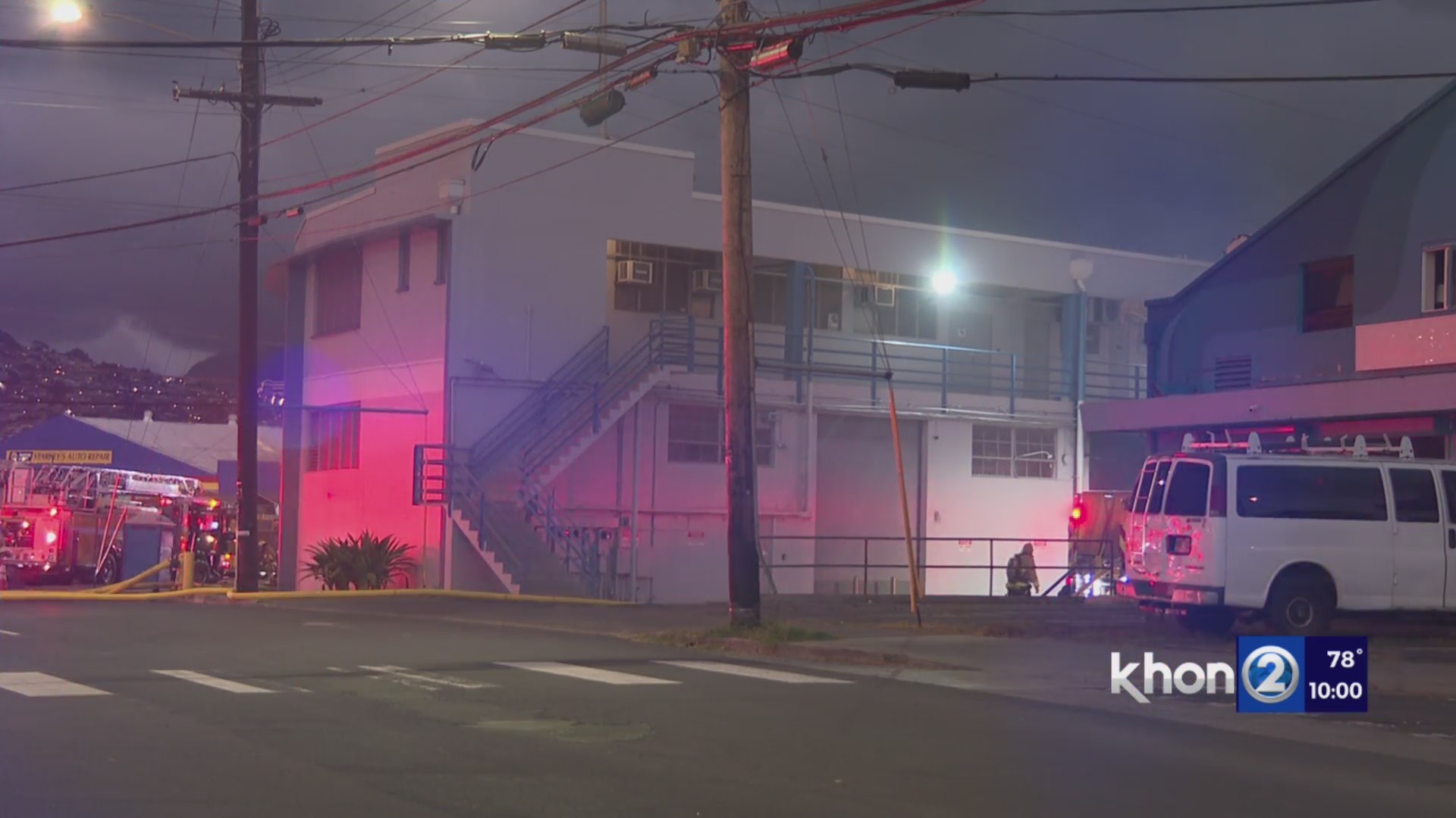 Flames engulf two-story Dillingham building – KHON2