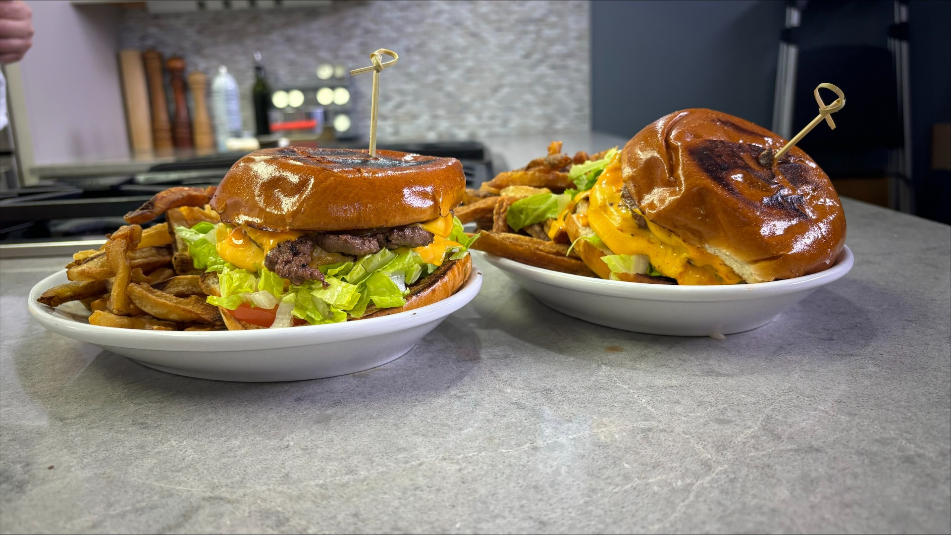 In the Kitchen: Smash Burgers – WPRI.com