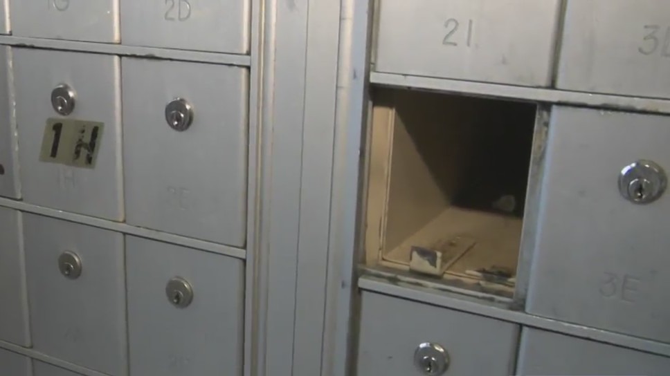 NYCHA mailboxes vandalized and broken for months without fixes – PIX11