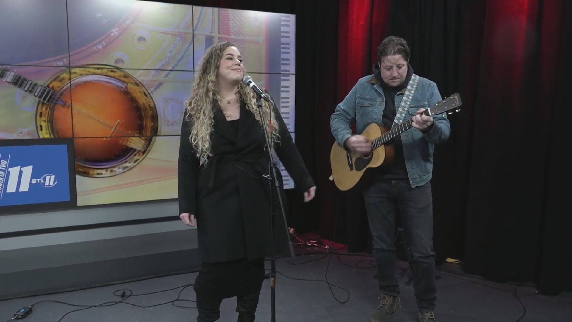 Jaime French performs live – FOX 2