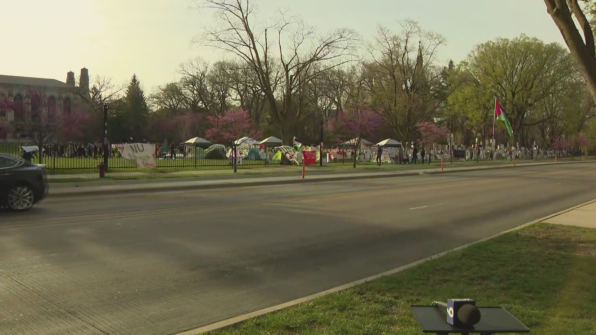 Northwestern students set up camps on Evanston campus in pro ...