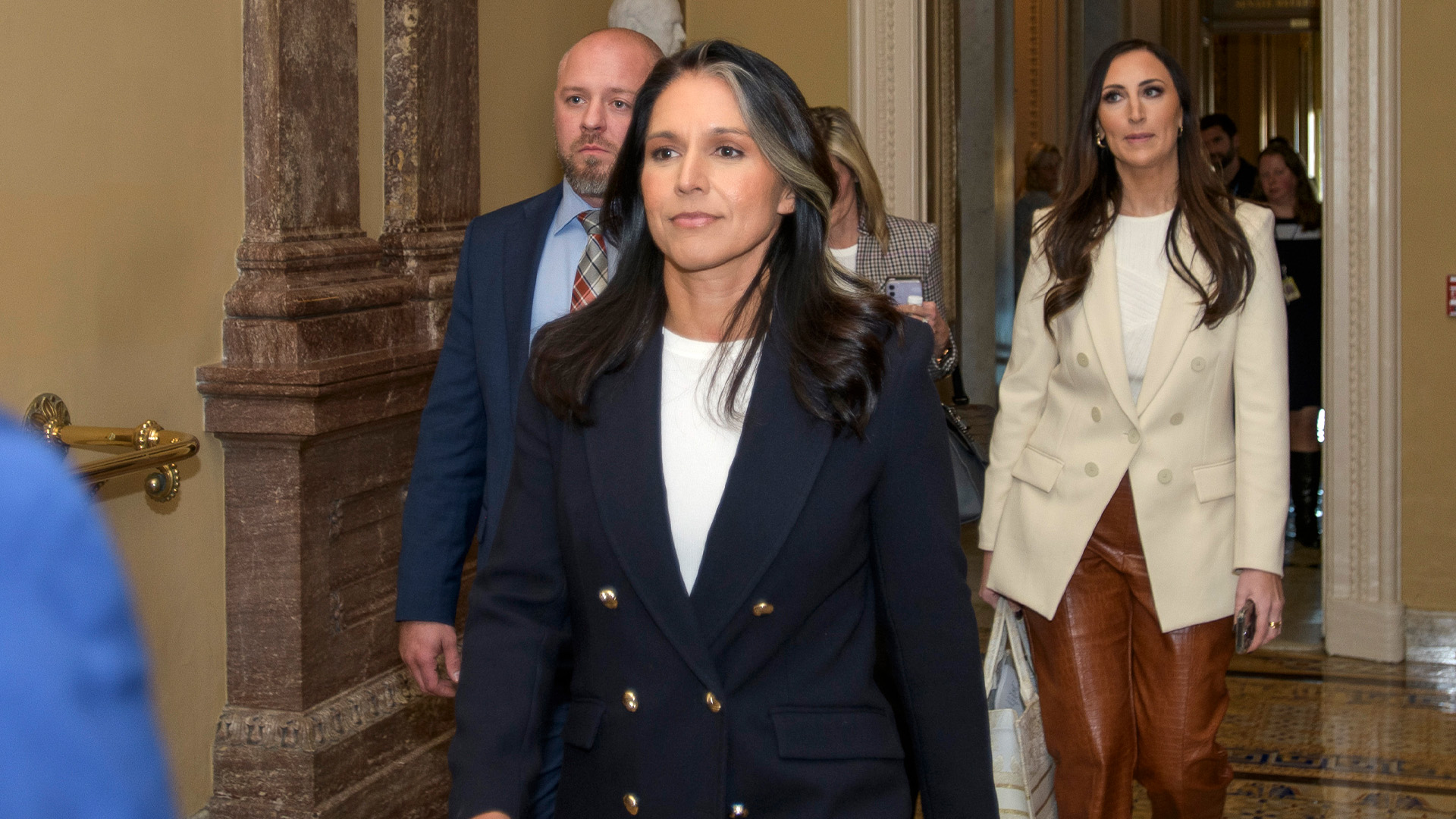 Gabbard’s path through Intelligence Committee narrows ahead of key ...