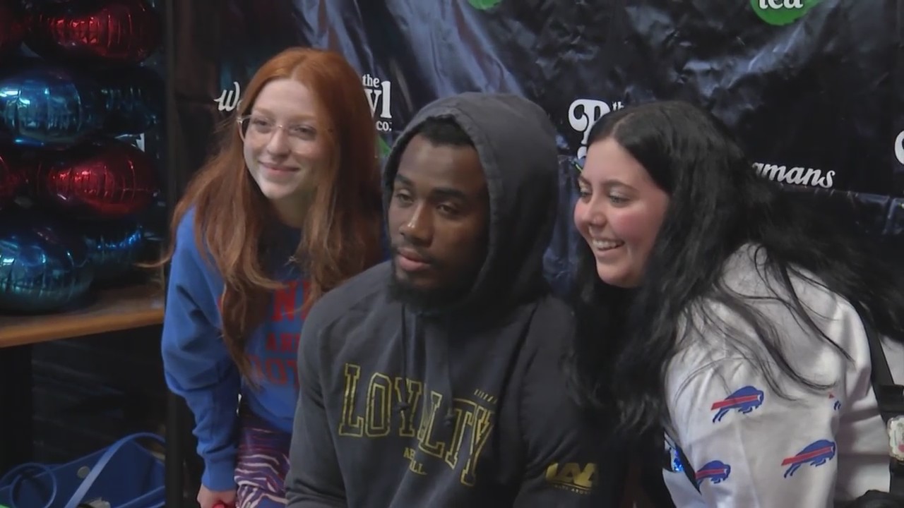 ‘Let Cook cook’: Buffalo Bills fans gather for James Cook meet and ...