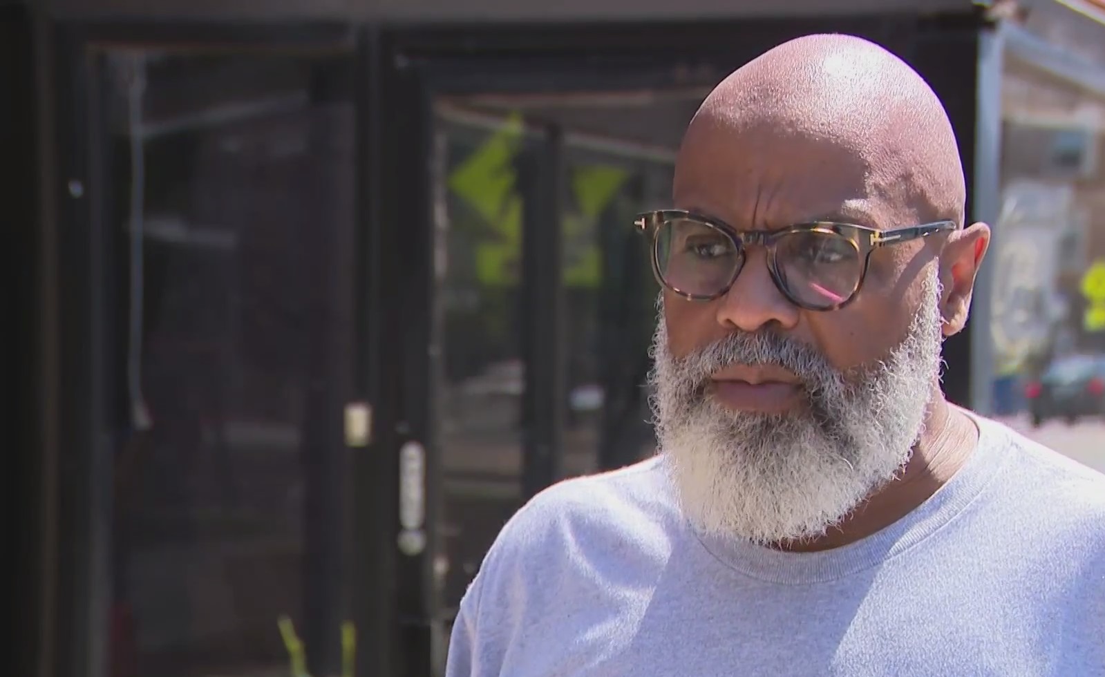 Chicago man leads bi-monthly meetups to give men a safe space to heal ...