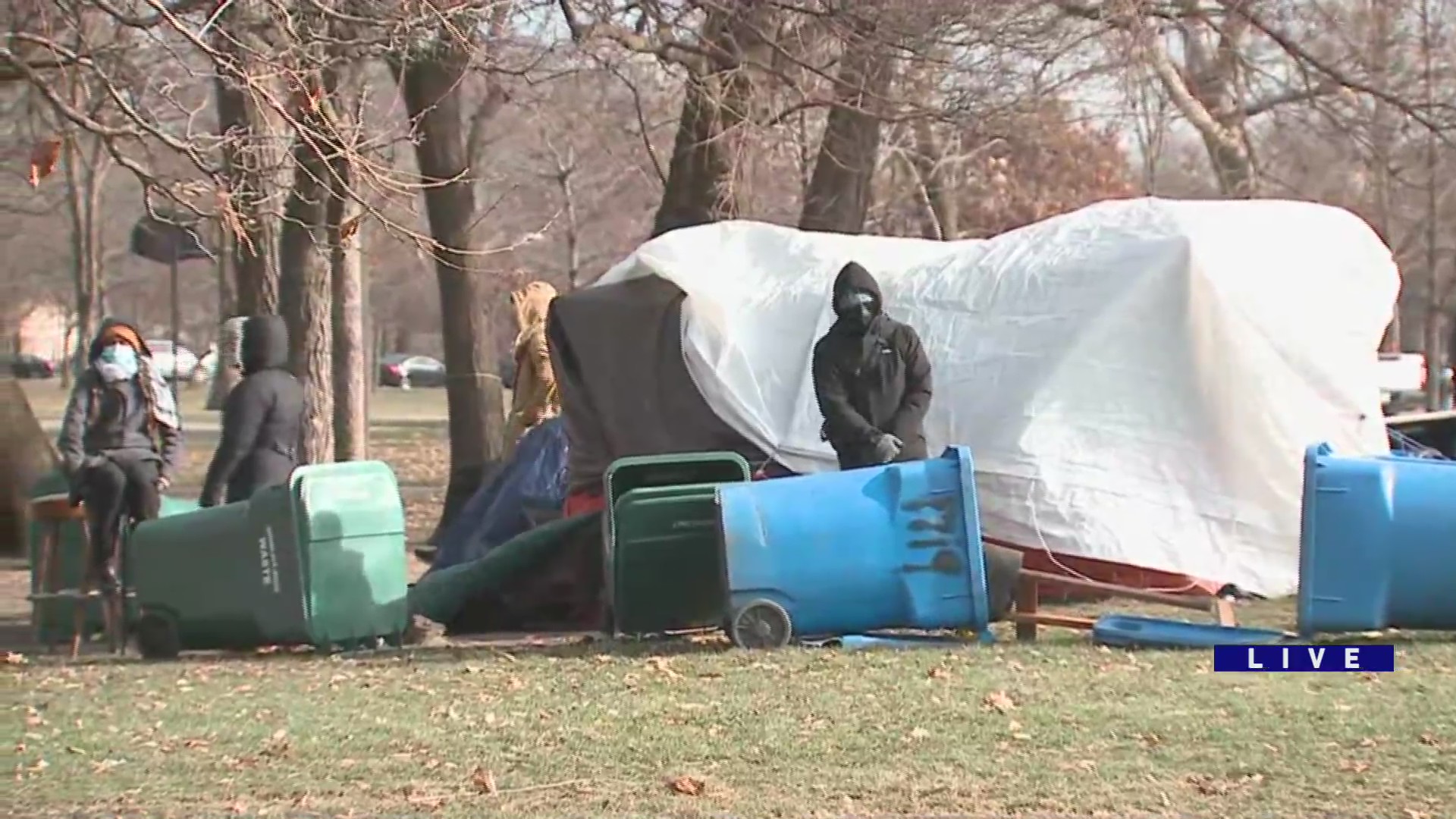 ‘100% of residents will have place to go:’ Chicago clears Humboldt Park ...