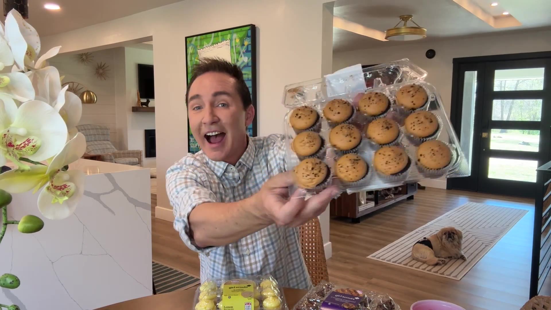 Jeremy Rabe Tries It, Before You Buy It: Girl Scout Cookie Cupcakes ...