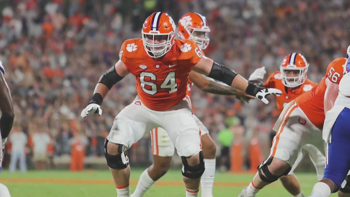Clemson player gets good laugh from his video game likeness ...