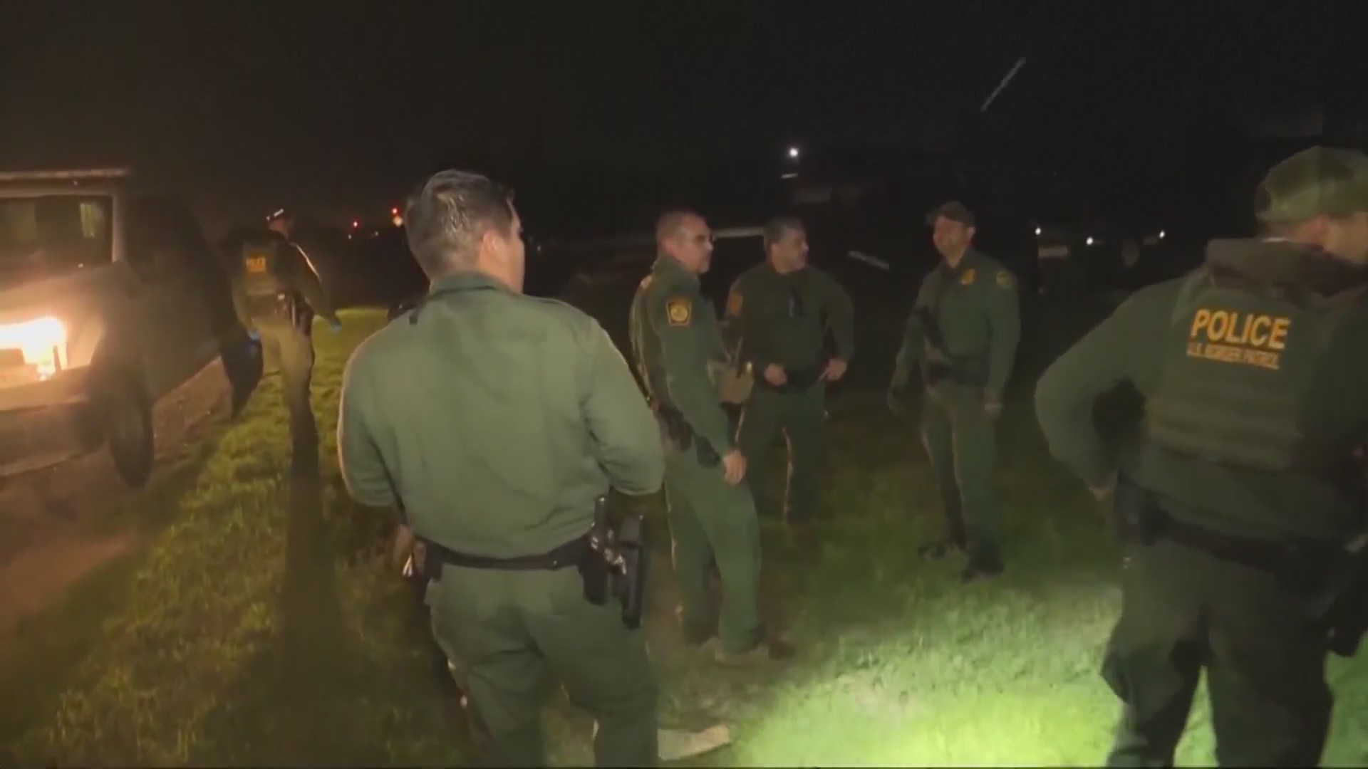 Incoming Trump administration reconsidering mass deportation raids in ...