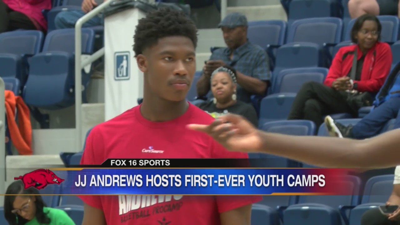 Five-star Arkansas basketball commit JJ Andrews hosts first youth camp ...
