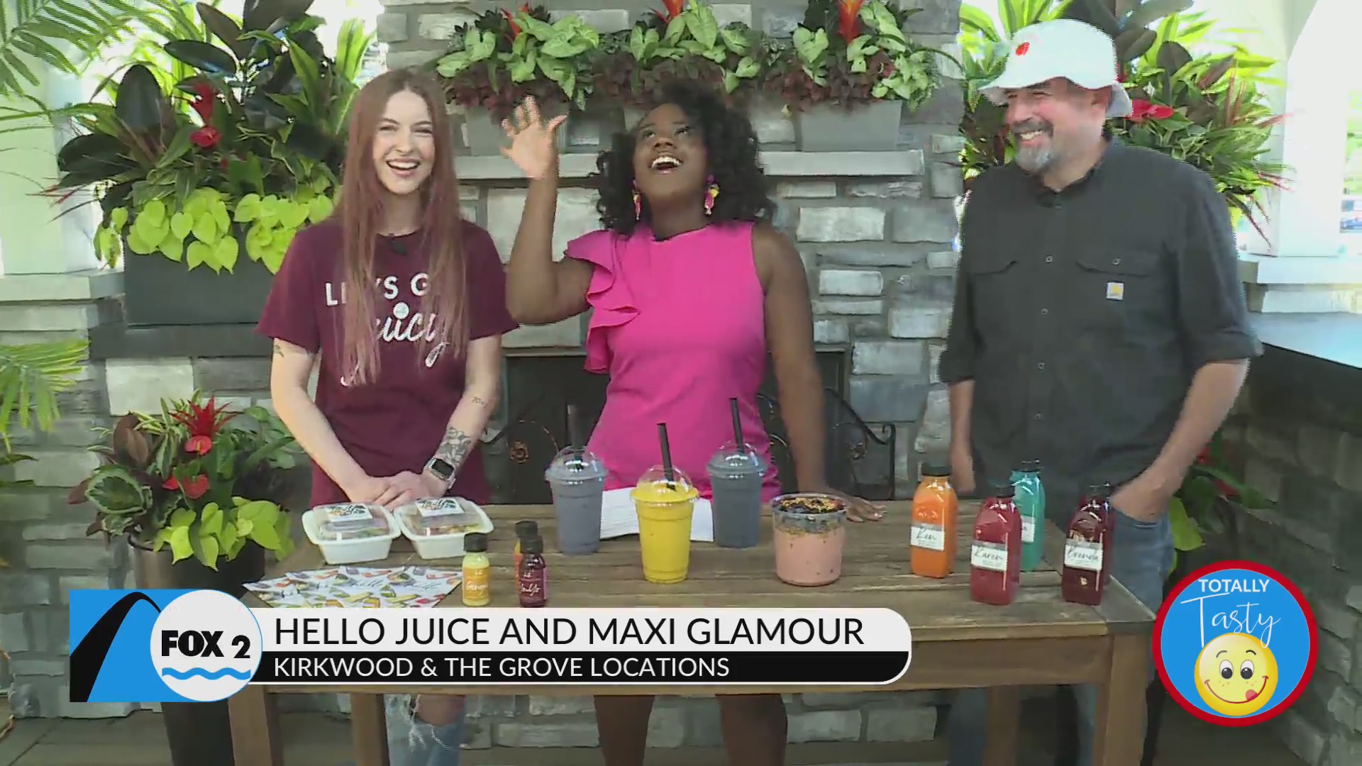 Hello Juice offers “The Maxi” smoothie to support Pride Month – FOX 2