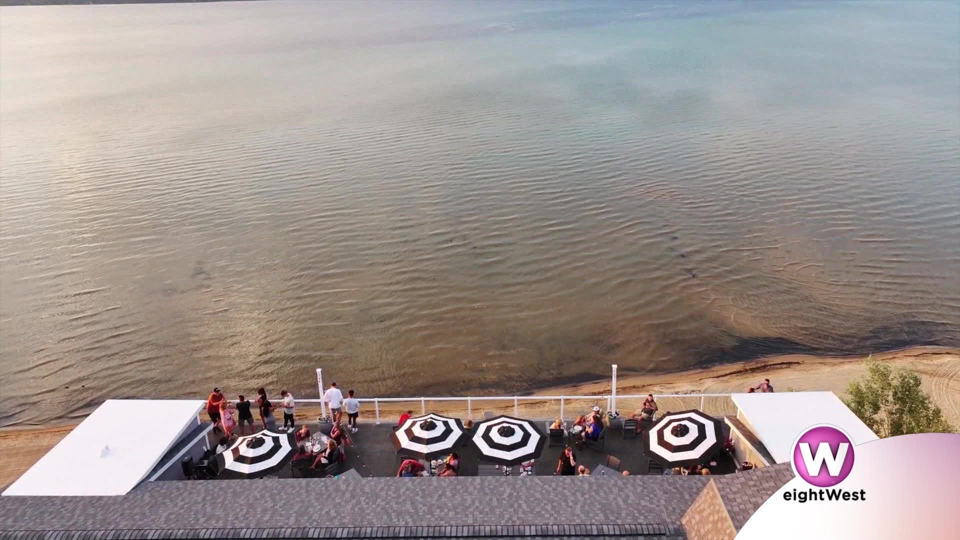 Spend a summer evening on this Traverse City rooftop – WOODTV.com