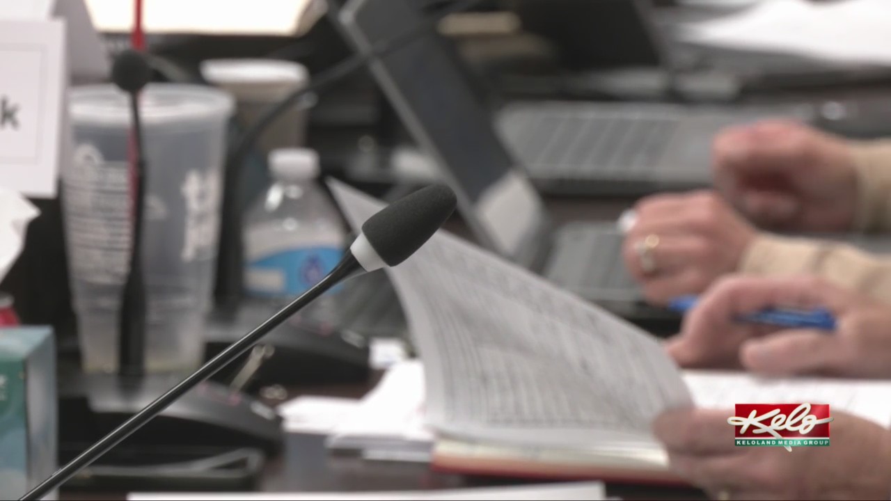 SD prison task force narrows focus to specific sites – KELOLAND.com