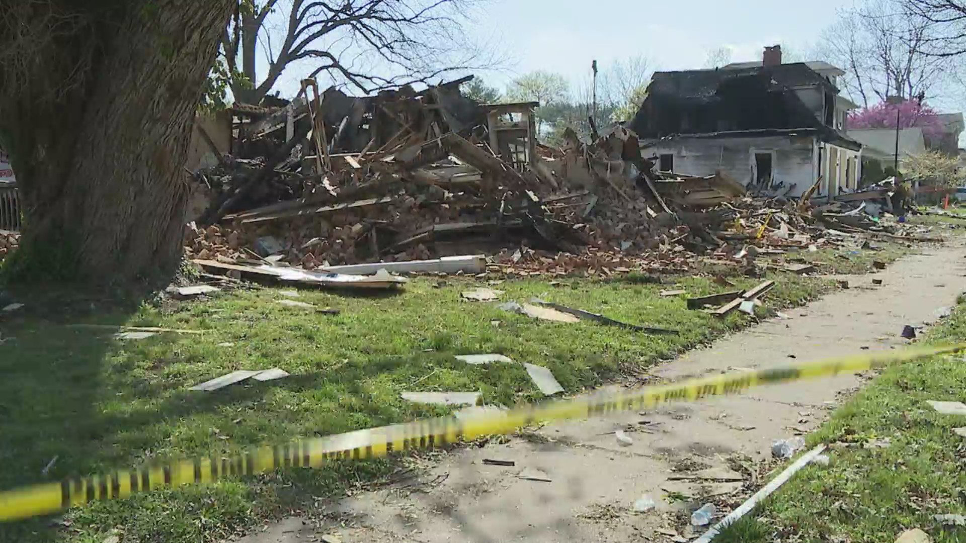 Clean up continues after tragic house explosion in Lexington – FOX 4 ...