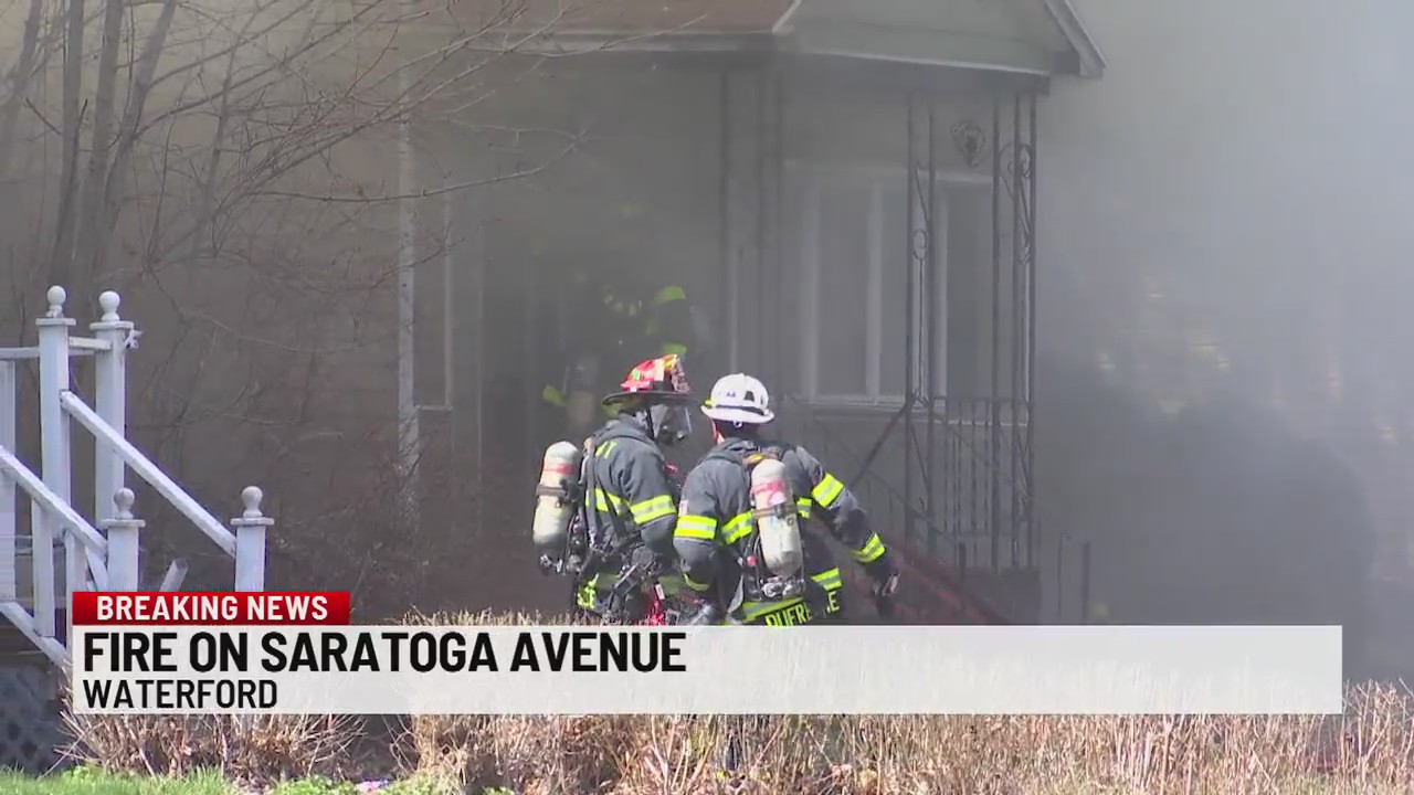 Firefighter injured in Saratoga Avenue fire in Waterford – NEWS10 ABC