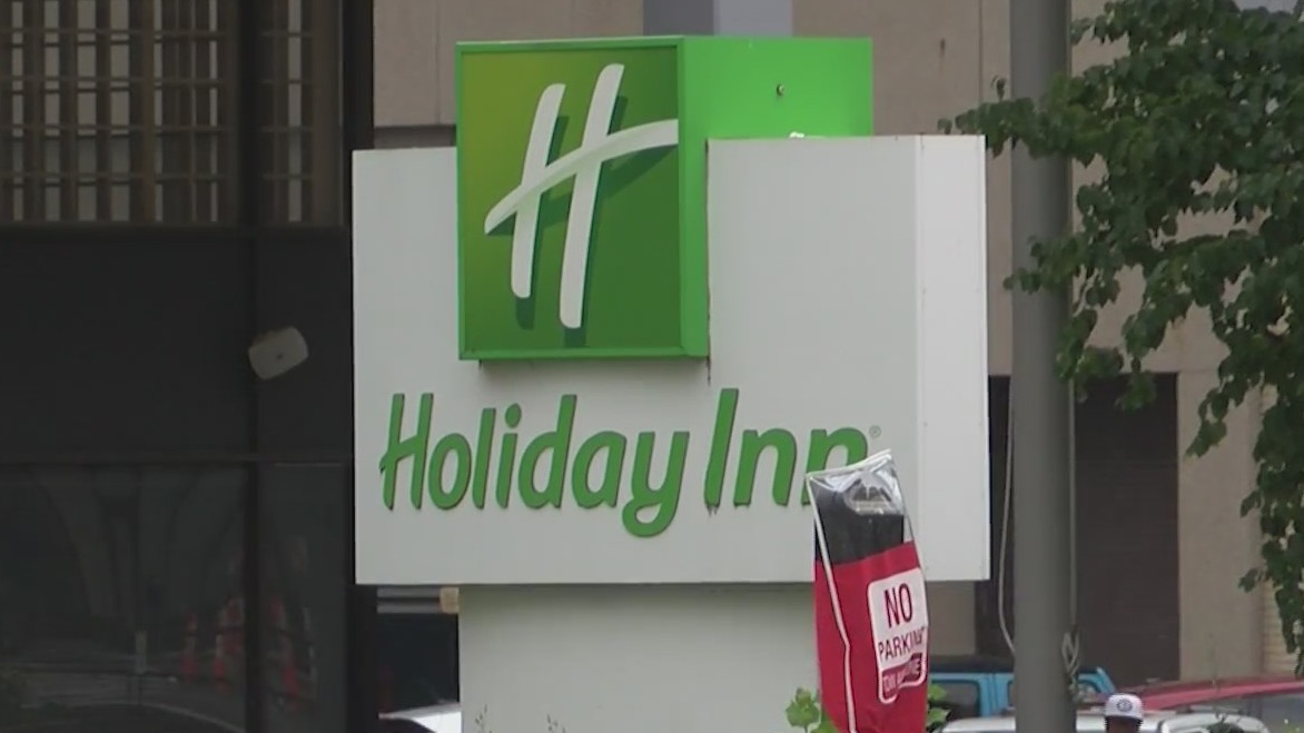 ‘Nothing but a horror show:’ Inside account of Rochester Holiday Inn ...