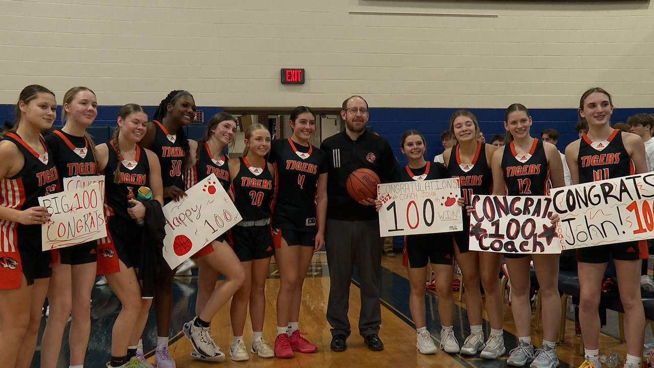 Springfield coach earns milestone in comeback win – WYTV