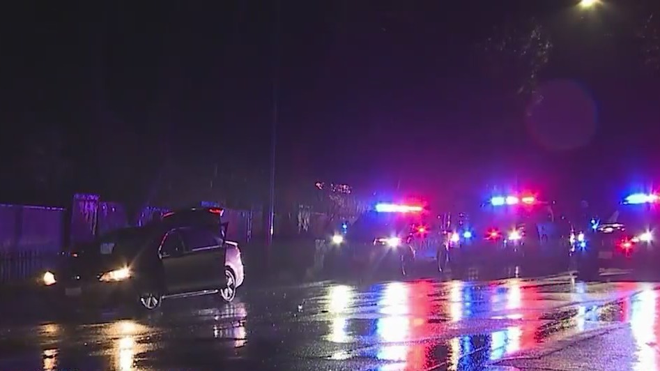 Suspect arrested after allegedly firing at deputies in Sacramento ...