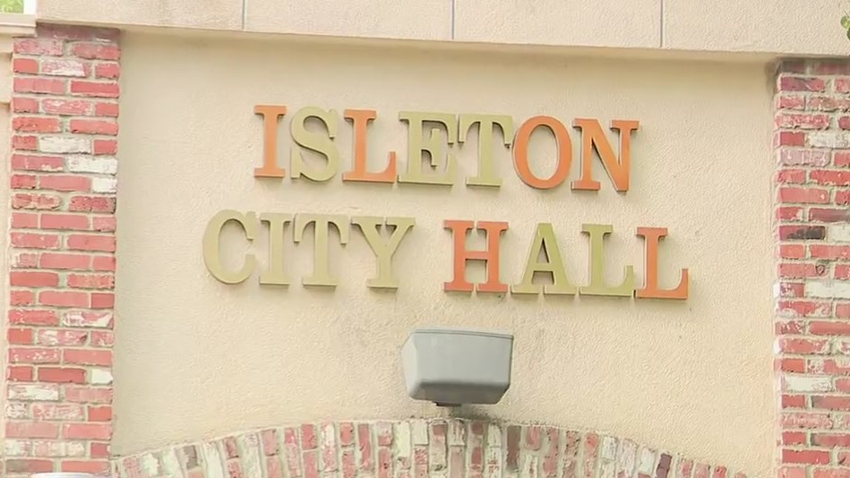 Isleton, one of Sacramento County’s smallest cities, with some bigger ...