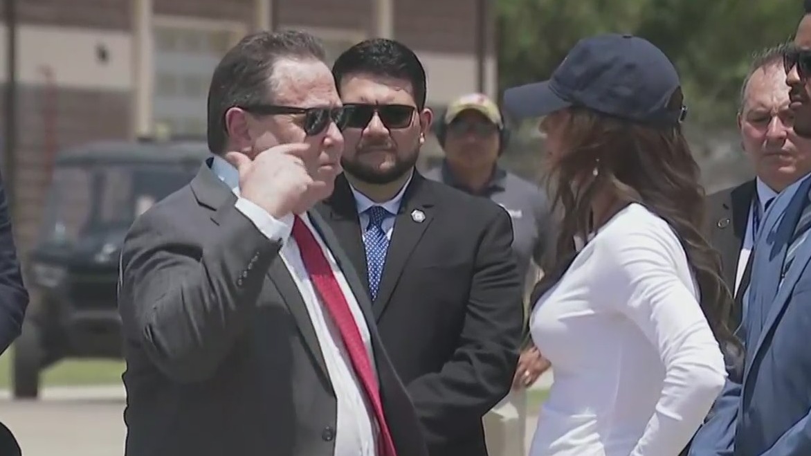 Kristi Noem visiting El Salvadoran prison | NewsNation Now – NewsNation