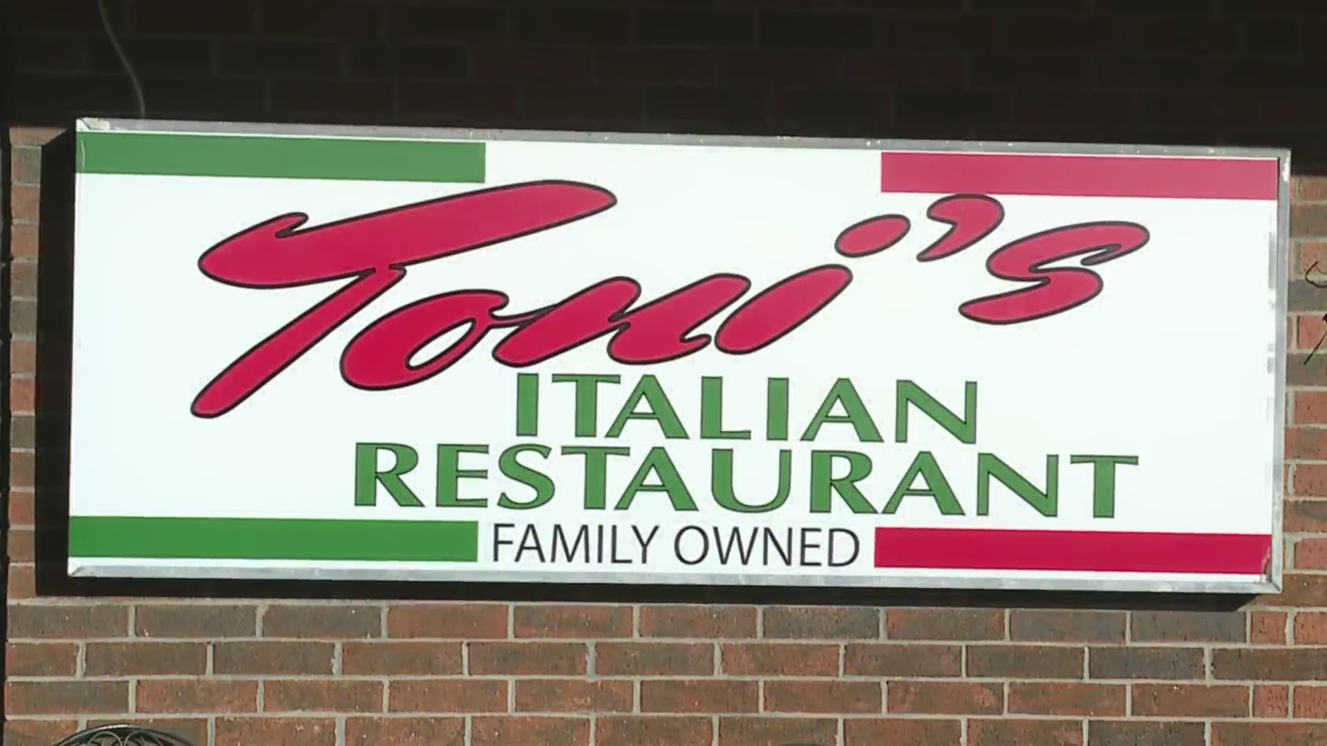 Toni’s Italian Restaurant closing Olathe location because of I-35 ...
