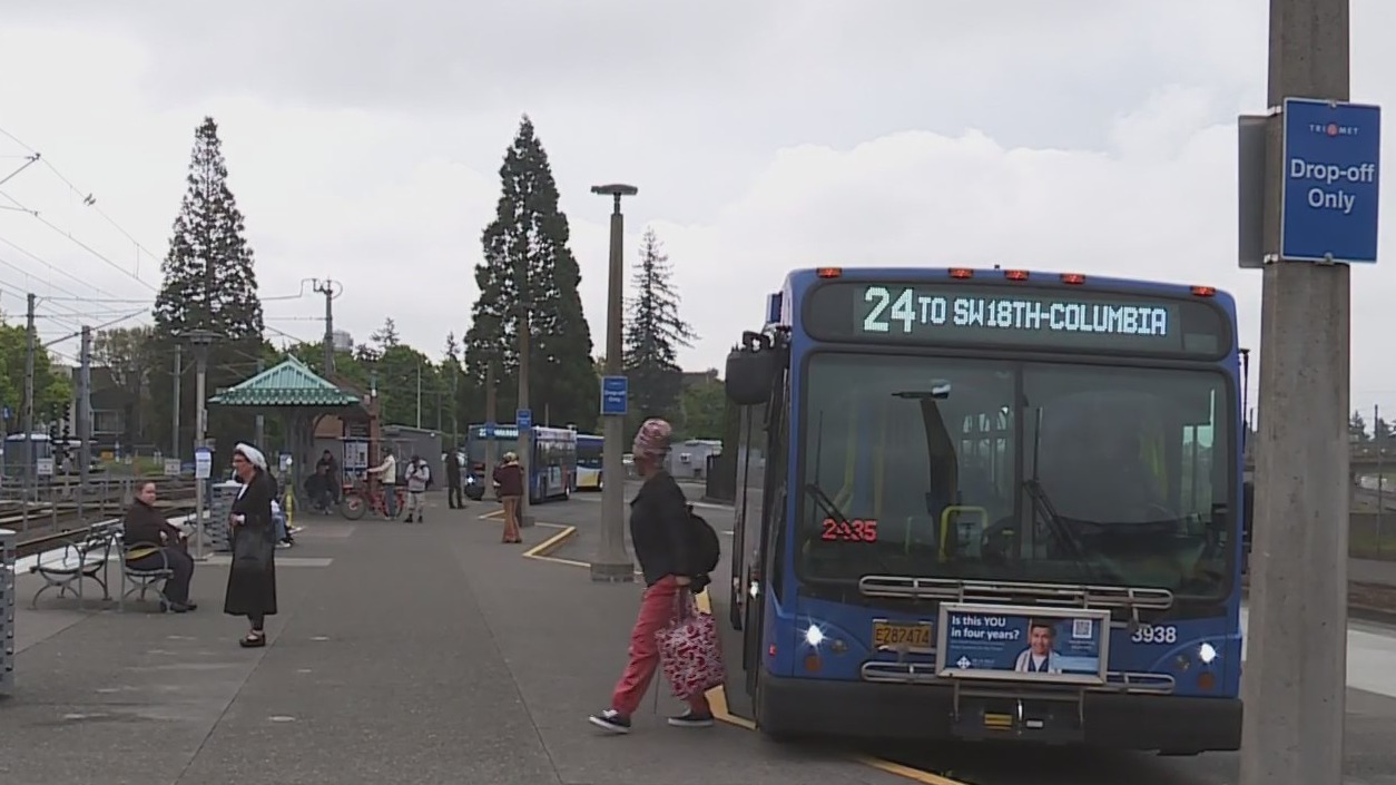 MAX Blue Line service disrupted for 2 weeks – KOIN.com