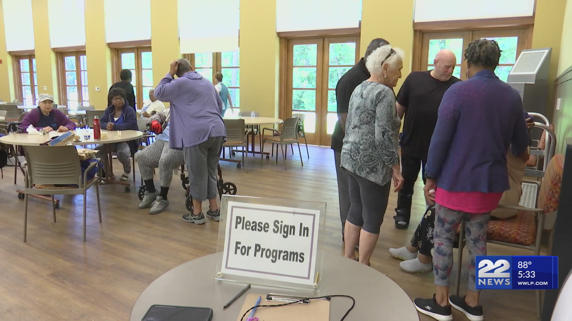 Springfield opening cooling centers, splash pads – WWLP
